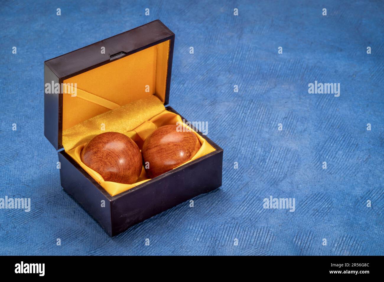 Pair of balls hi-res stock photography and images - Alamy