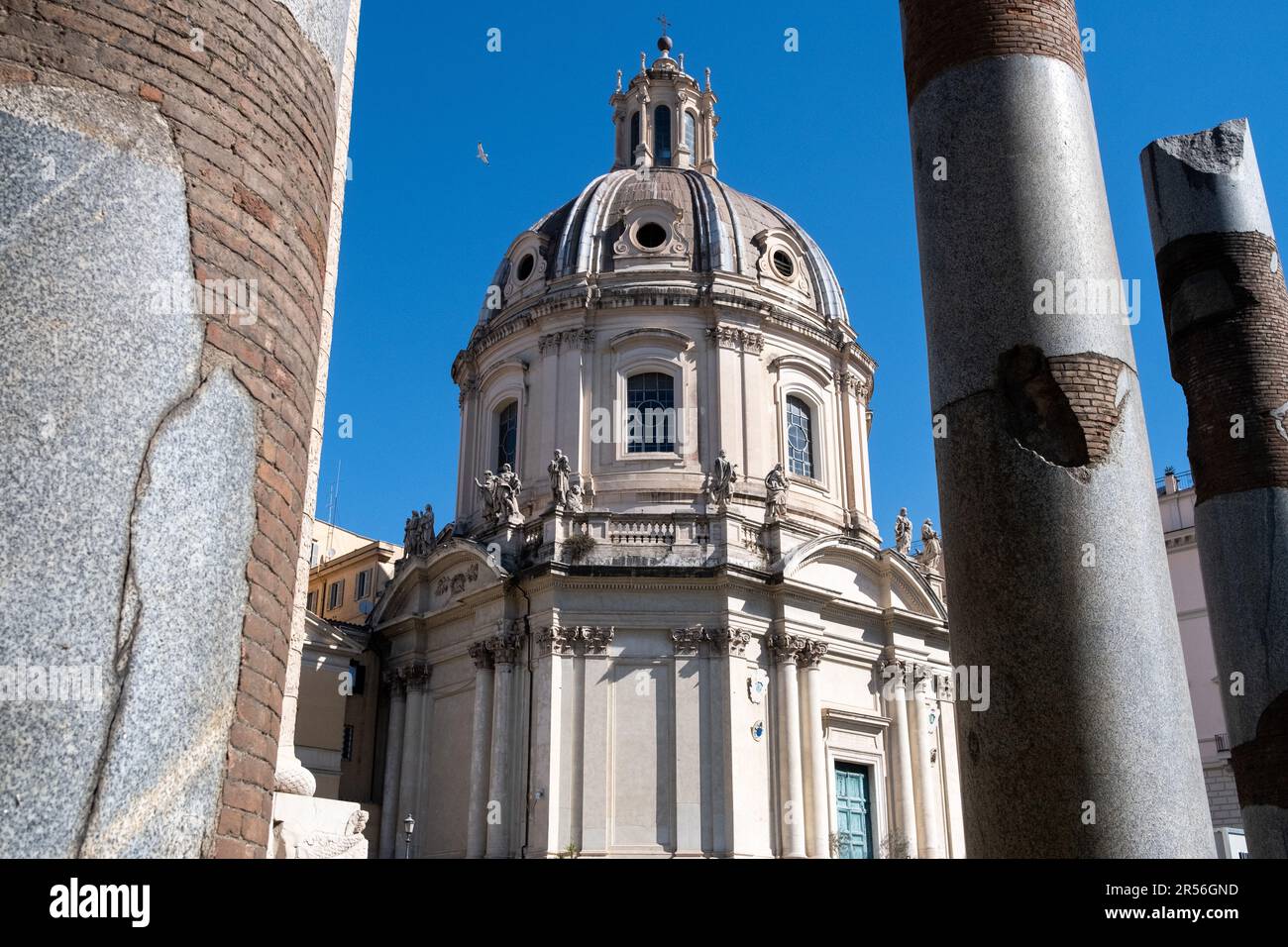 Colonne de rome traiano hi-res stock photography and images - Alamy