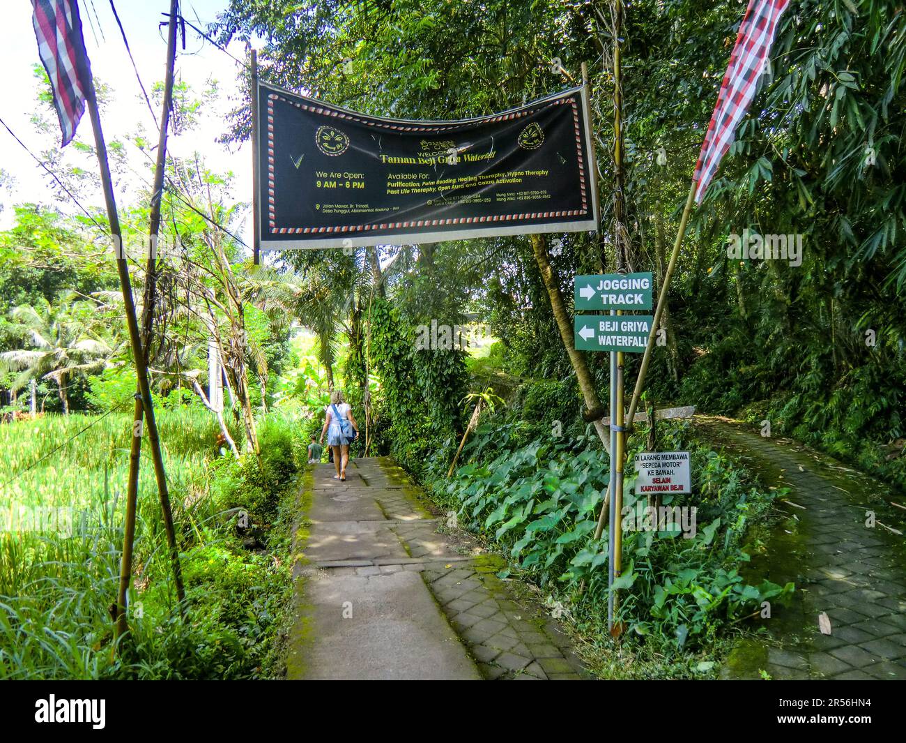 Entrance to Taman Beji Griya Waterfall, Kabupaten Badung, Bali ...