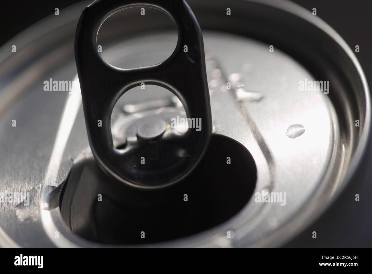 lid of a beer can Stock Photo - Alamy