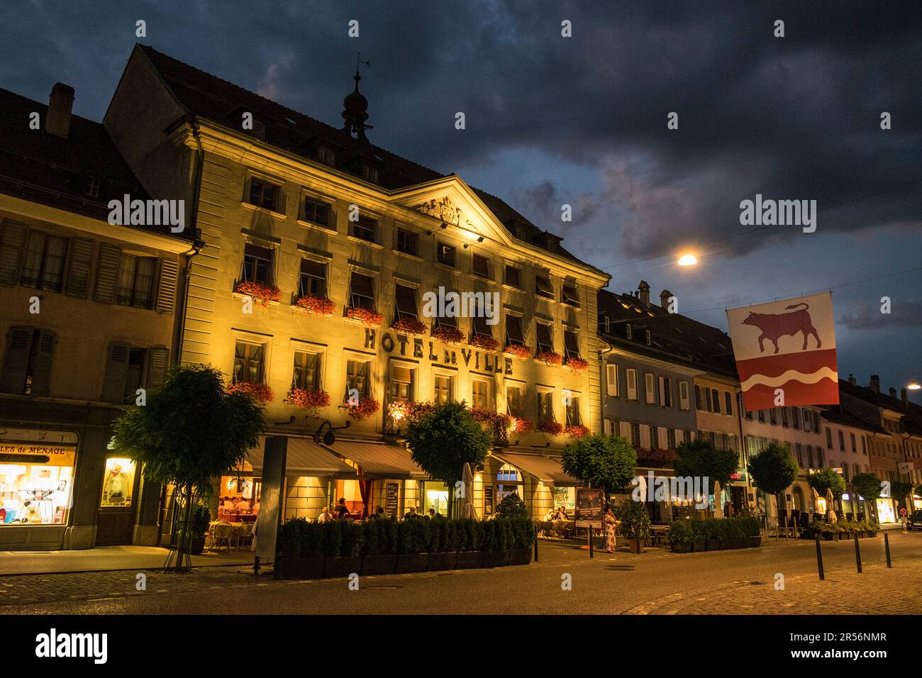 Switzerland. Canton Fribourg. Bulle. hotel de ville Stock Photo - Alamy