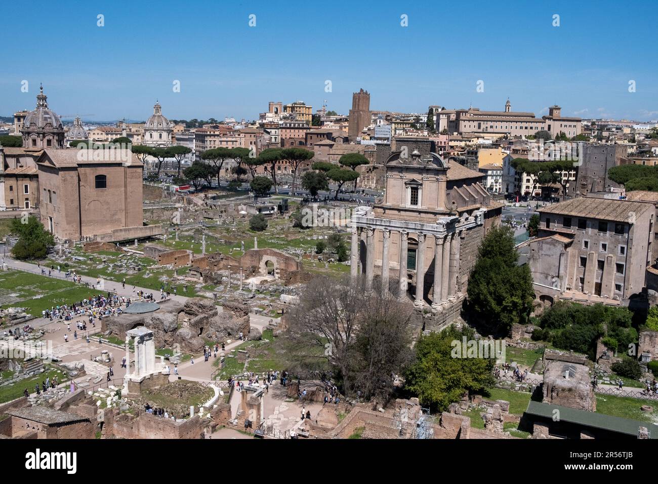 Italy, Roma, 2022-04-14. Tourism through the city of Rome, the Italian ...