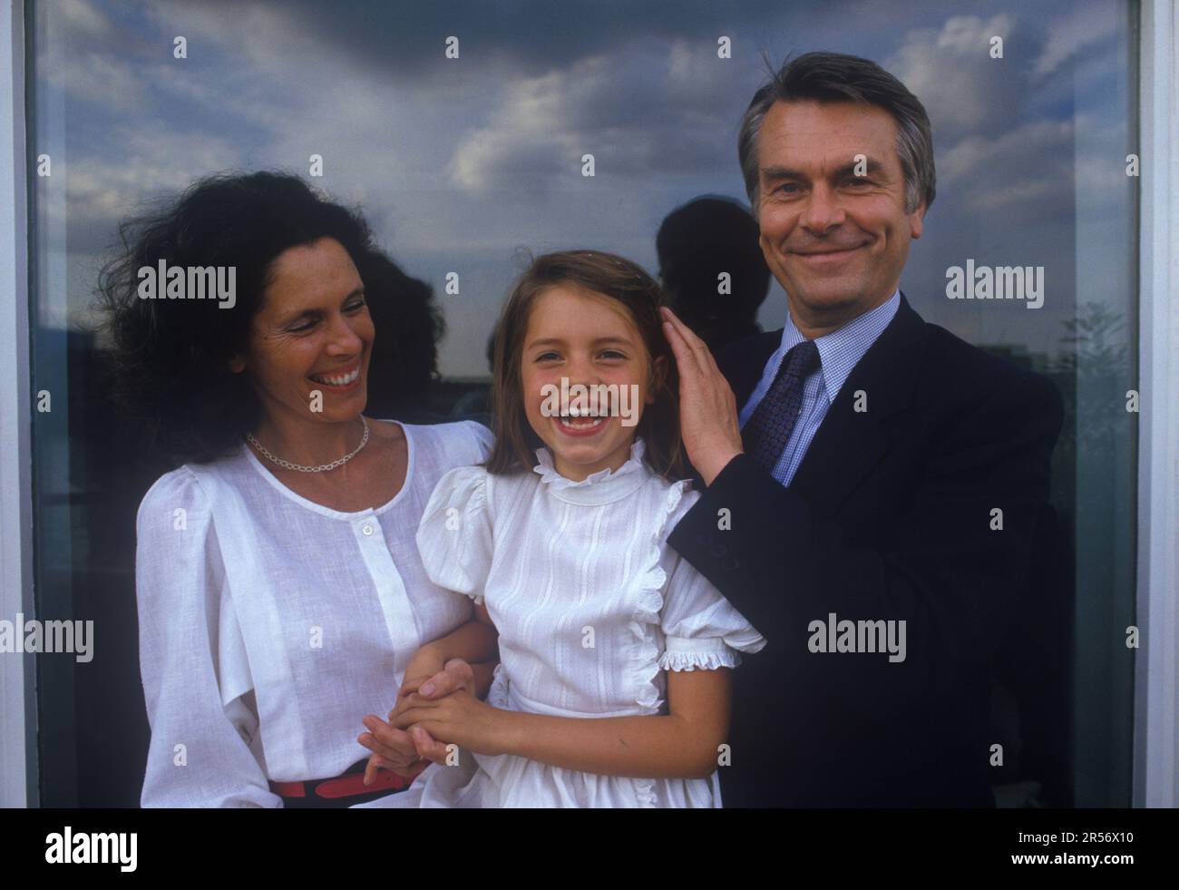 David Owen MP (Lord Owen) with daughter Lucy and wife Debbie. British ...
