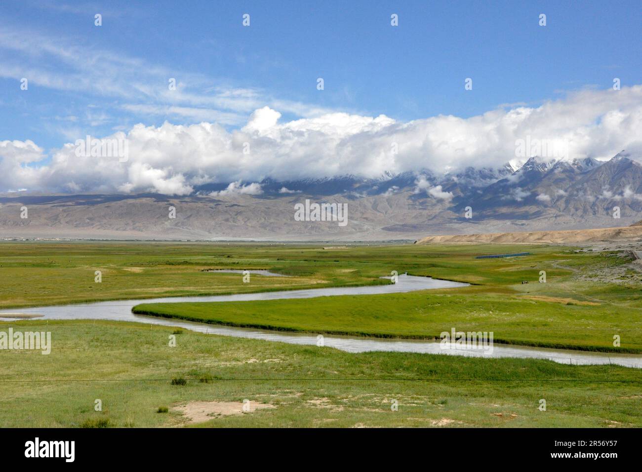 China xinjiang pamir hi-res stock photography and images - Alamy