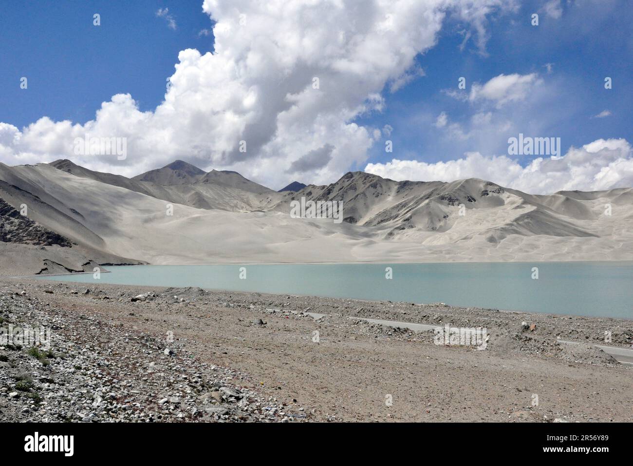 China xinjiang pamir hi-res stock photography and images - Alamy