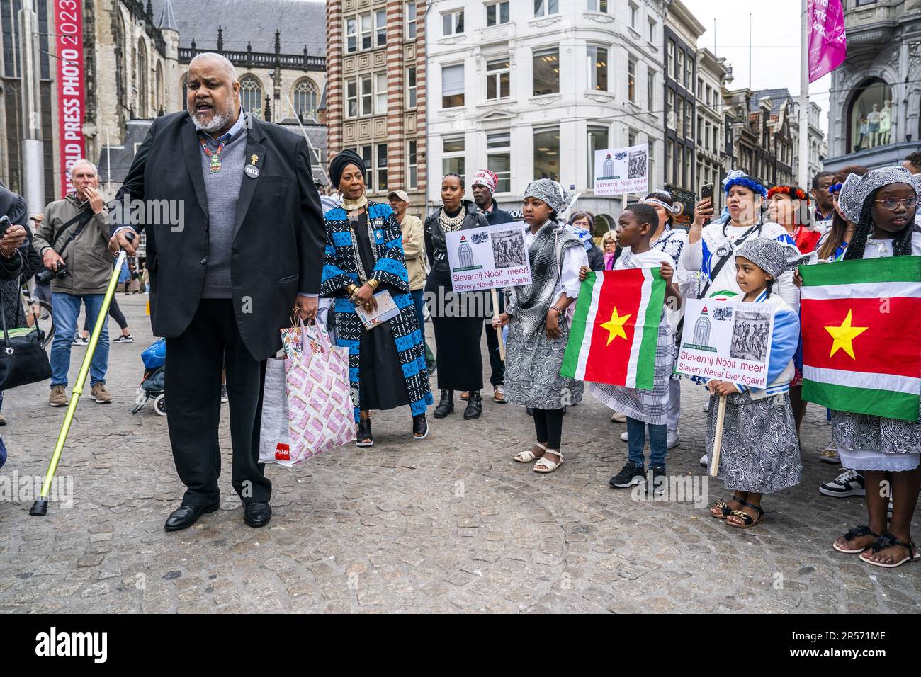 Exterior of a building memre waka hi-res stock photography and images ...