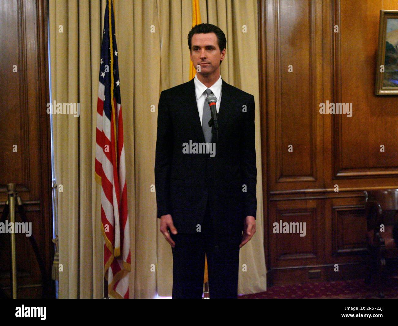 Mayor Gavin Newsom publicly apologized for an extramarital affair he ...