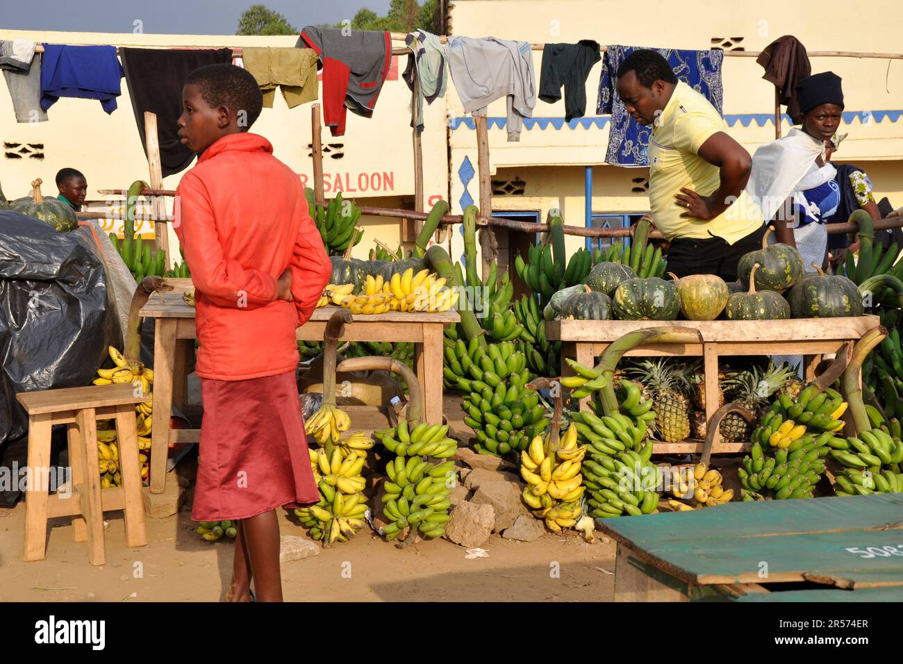 Rwanda market hi-res stock photography and images - Alamy