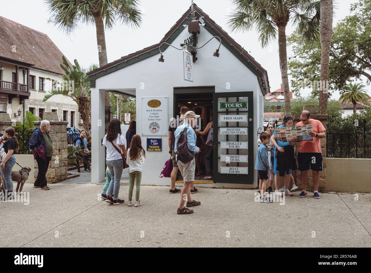 St. Augustine, Florida - December 31, 2022: Tourists linger around the ...
