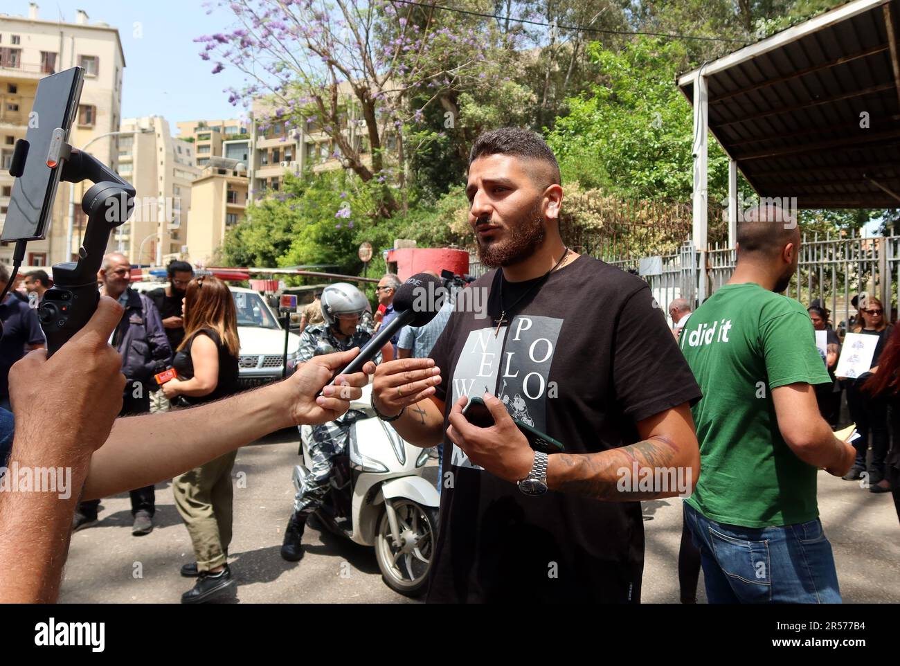 Protests lebanon 2020 hi-res stock photography and images - Alamy