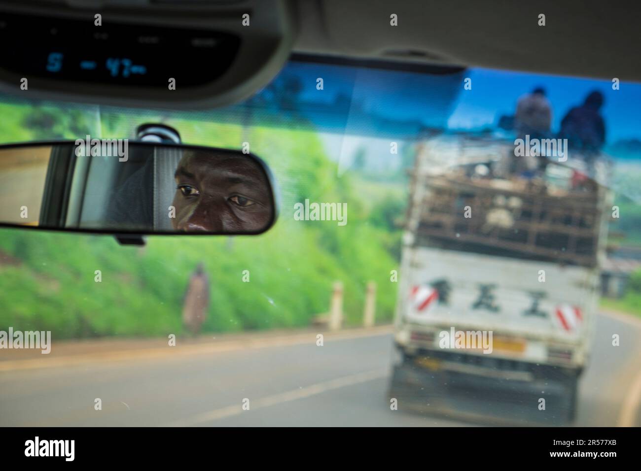 Rwanda. Cyangugu. on the road Stock Photo - Alamy