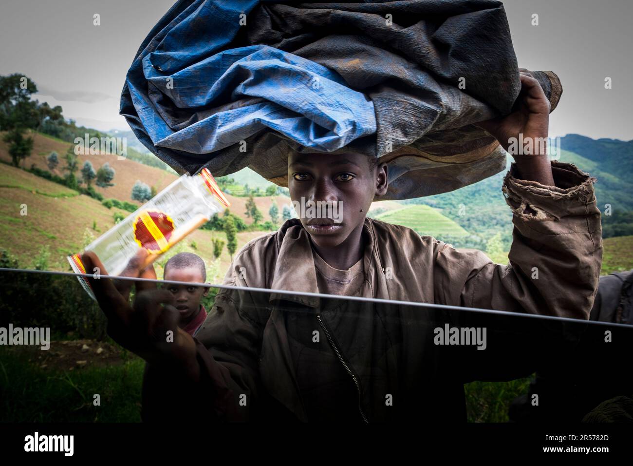 Rwanda. surrounding of Kibuye. boy Stock Photo - Alamy