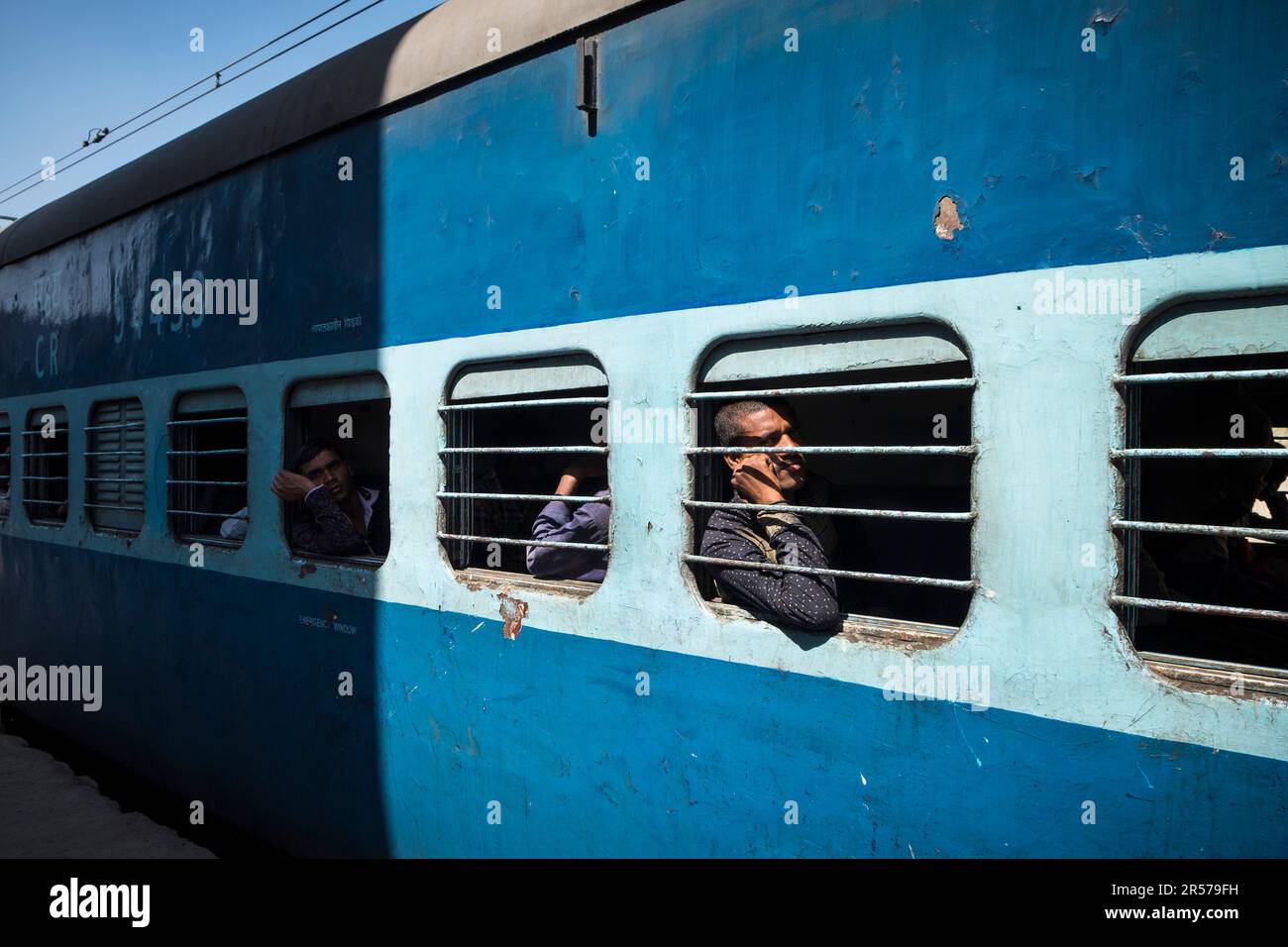Varanasi train hi-res stock photography and images - Alamy