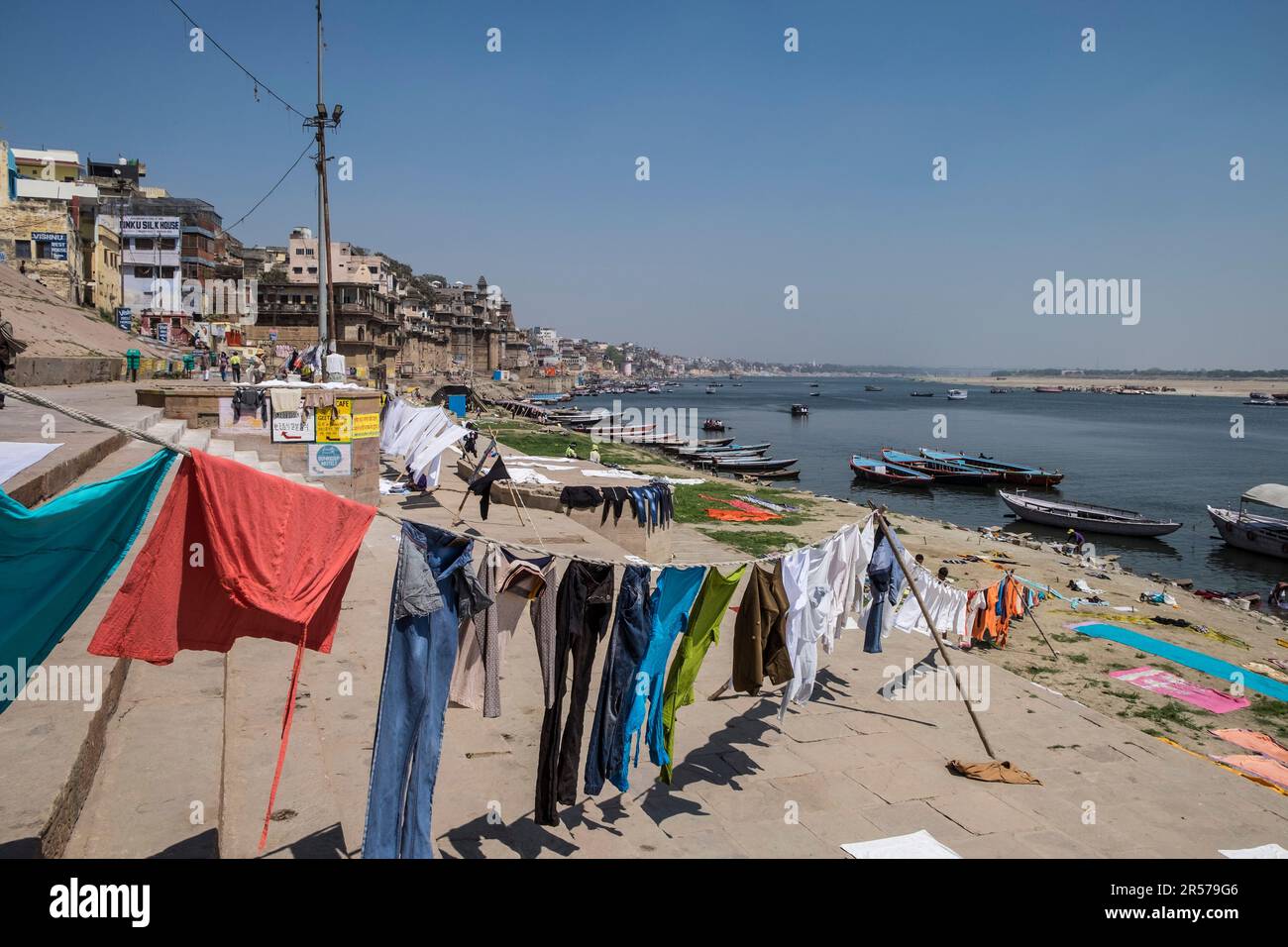 Varanasi landscape hi-res stock photography and images - Alamy