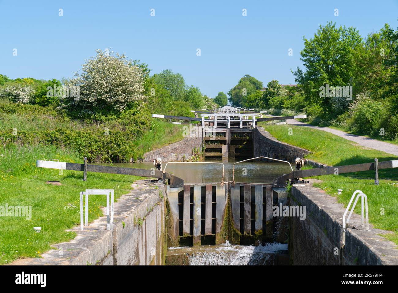 Devizes Caen Locks multiple lock gates Kennet and Avon canal Wiltshire ...