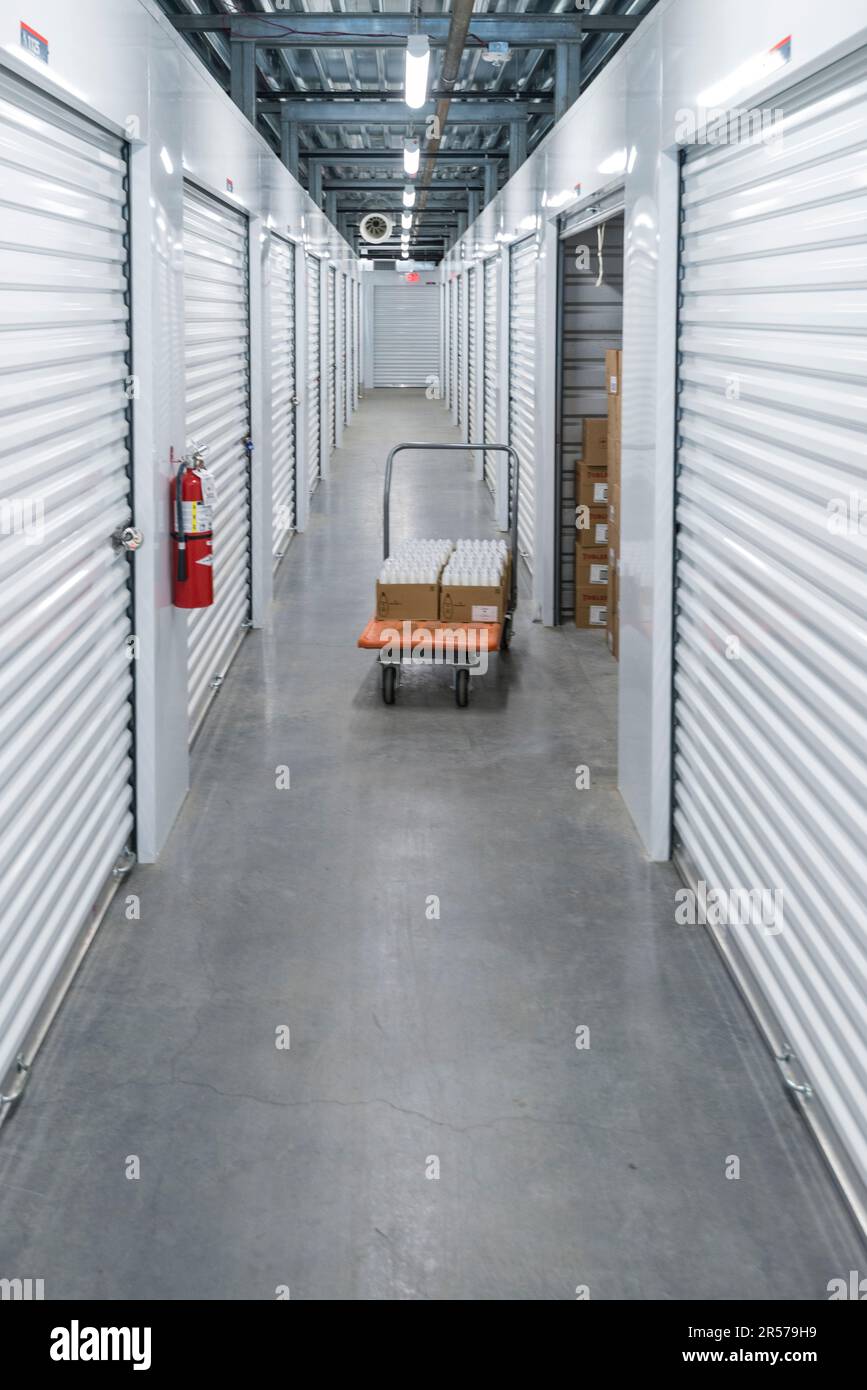 Inside self storage hi-res stock photography and images - Alamy