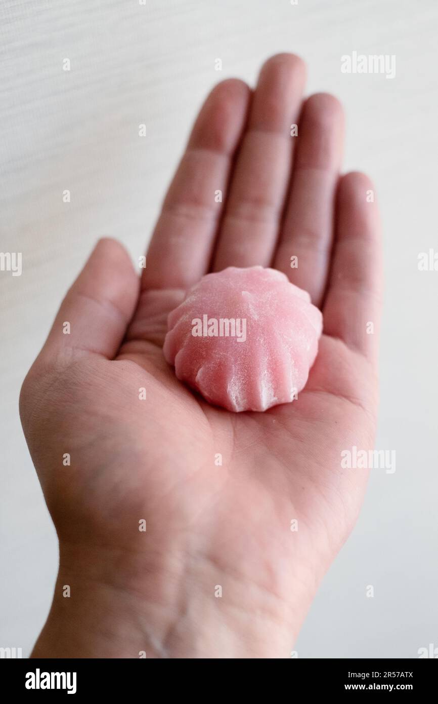 Mochi japan hi-res stock photography and images - Alamy