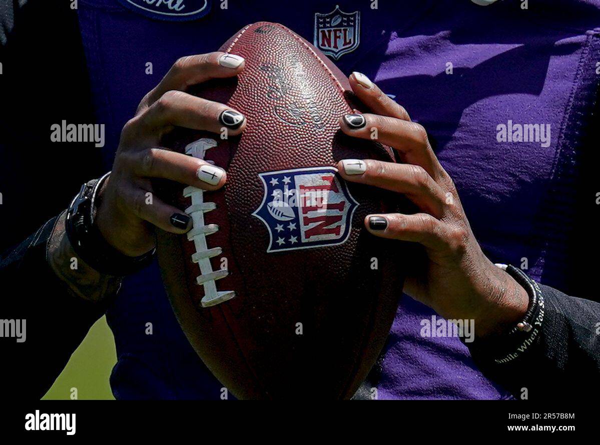 Baltimore Ravens wide receiver Rashod Bateman works out during the team ...