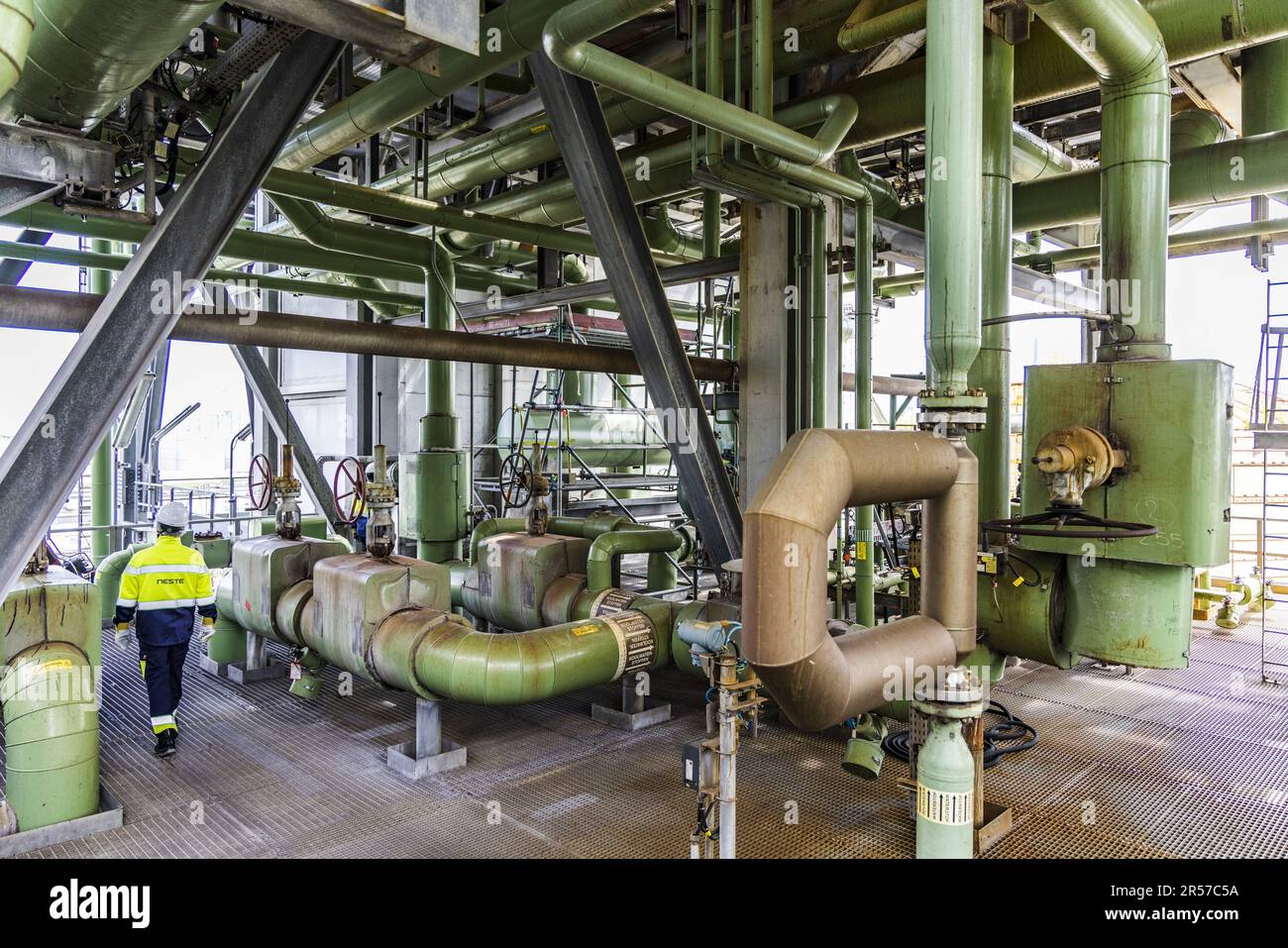 ROTTERDAM - Employees on the site of the Neste refinery on the ...