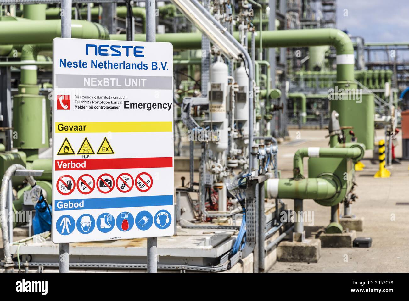 Pijp tube hi-res stock photography and images - Alamy