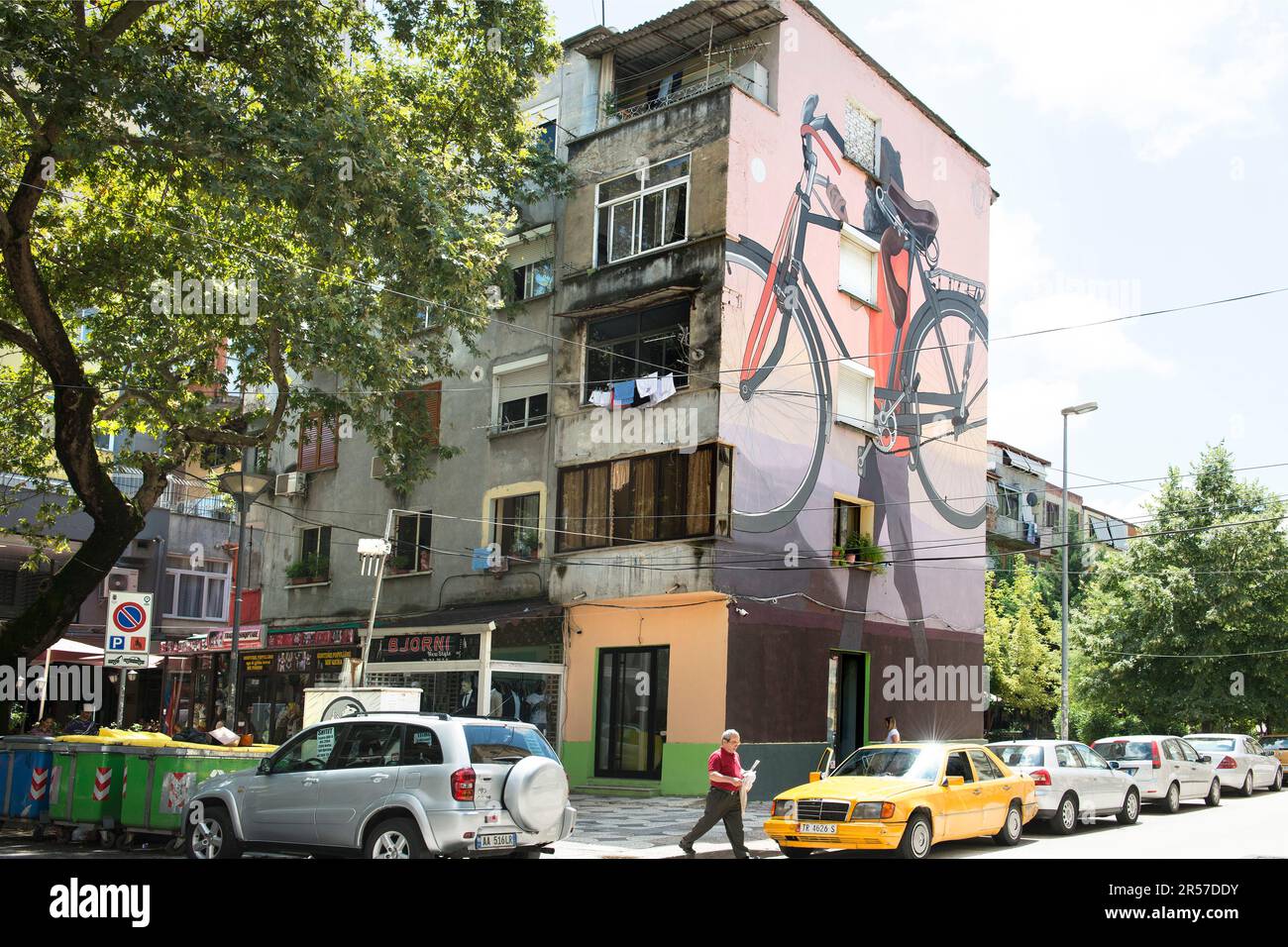 Albania. Balkan Peninsula. Tirana. Daily life Stock Photo - Alamy