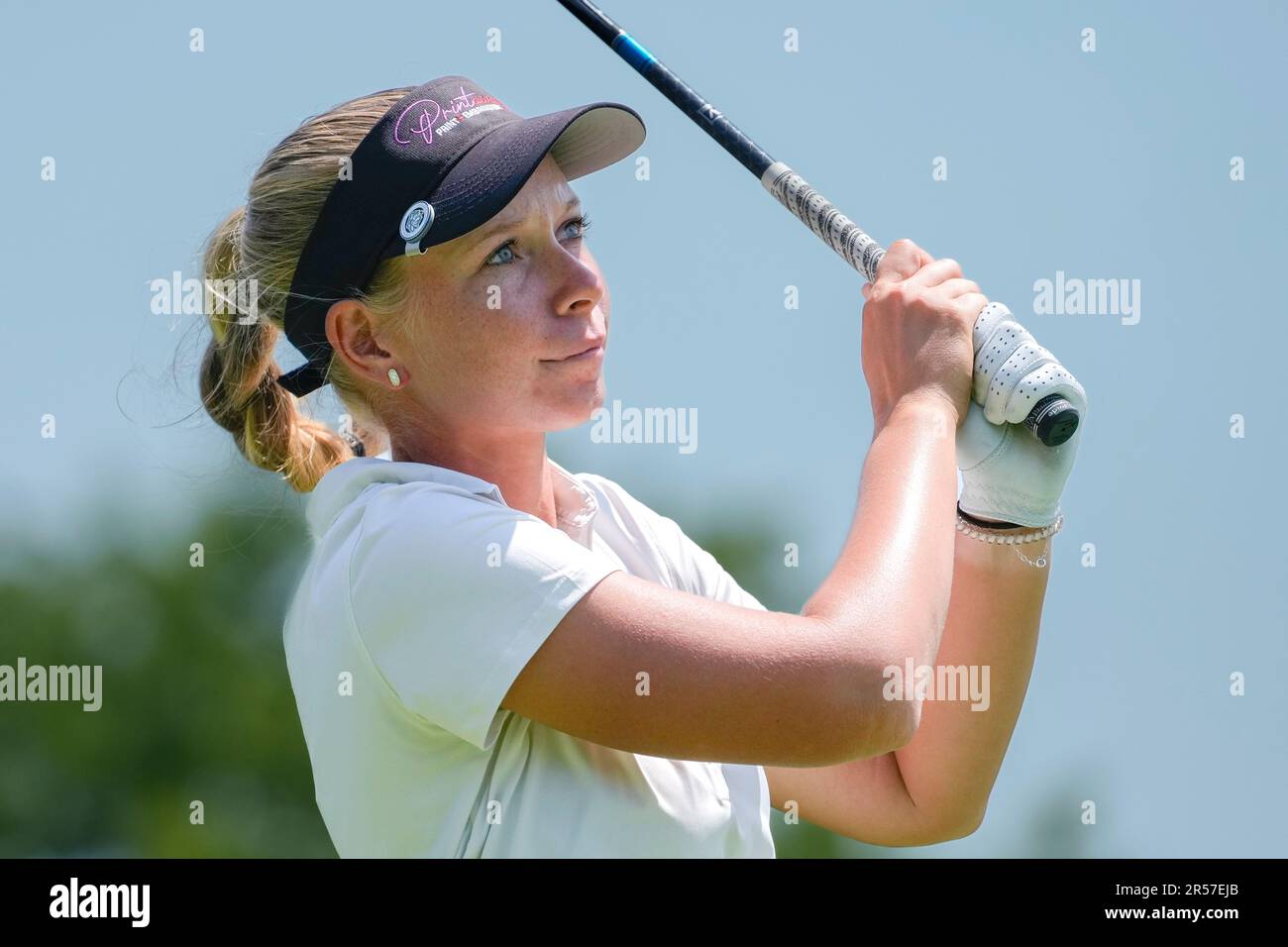 Lauren Hartlage hits off the ninth tee during the first round of the ...