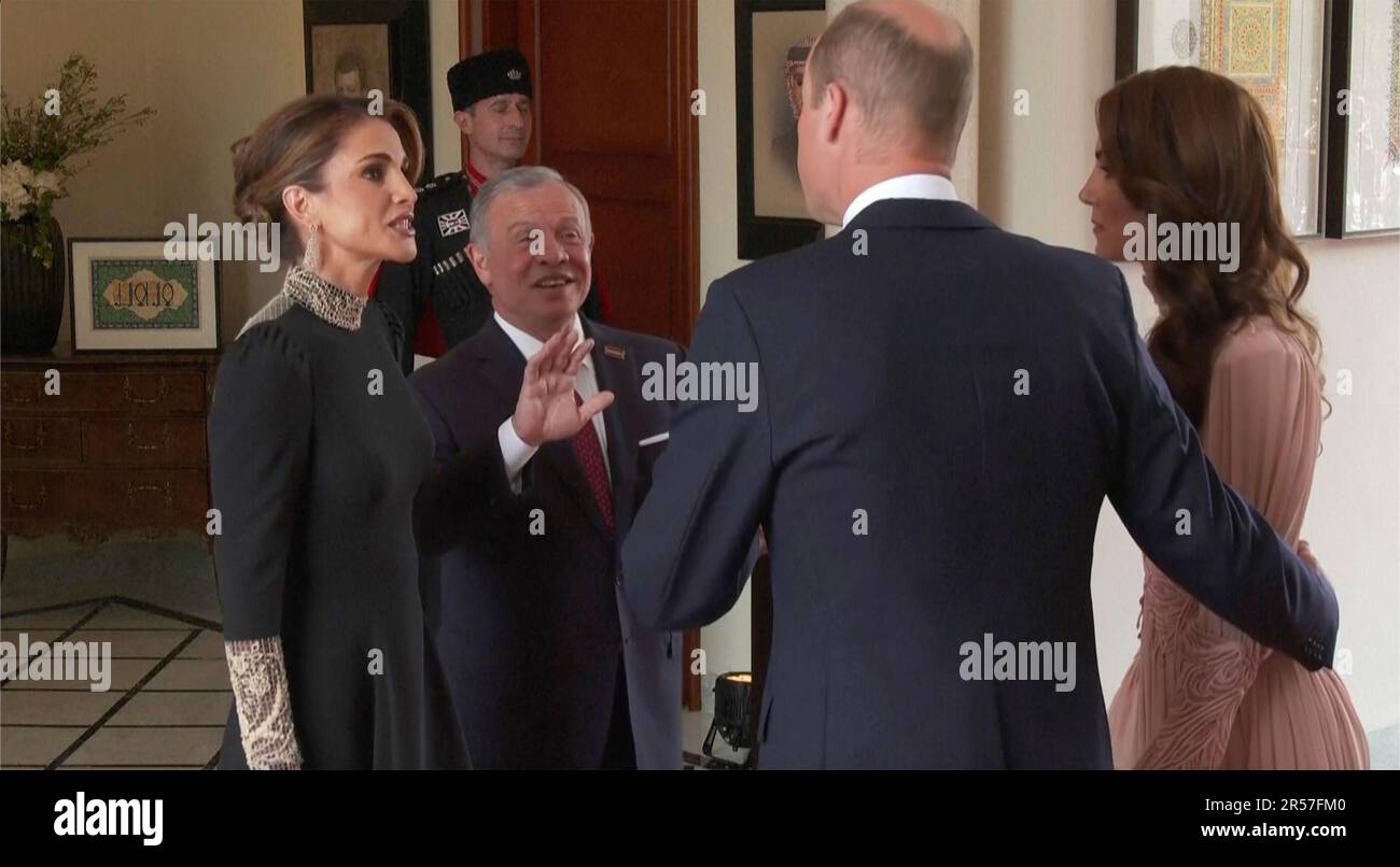 King Abdullah II and Queen Rania greet Britain's Prince William and his ...