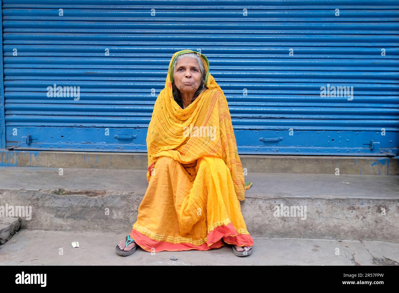 India. Kolkata. woman Stock Photo - Alamy