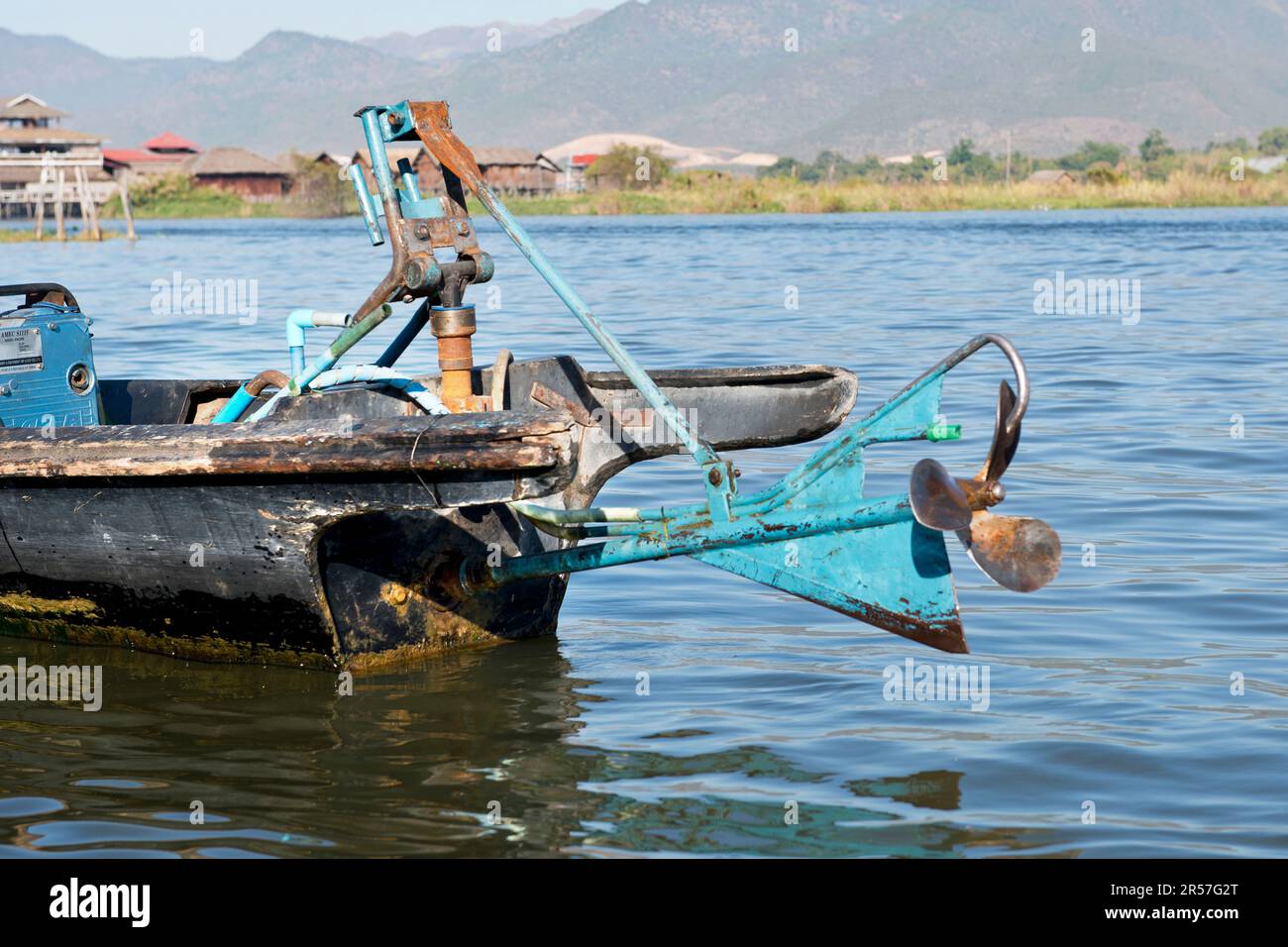 Myanmar. Inle lake. Traditional boat Stock Photo - Alamy