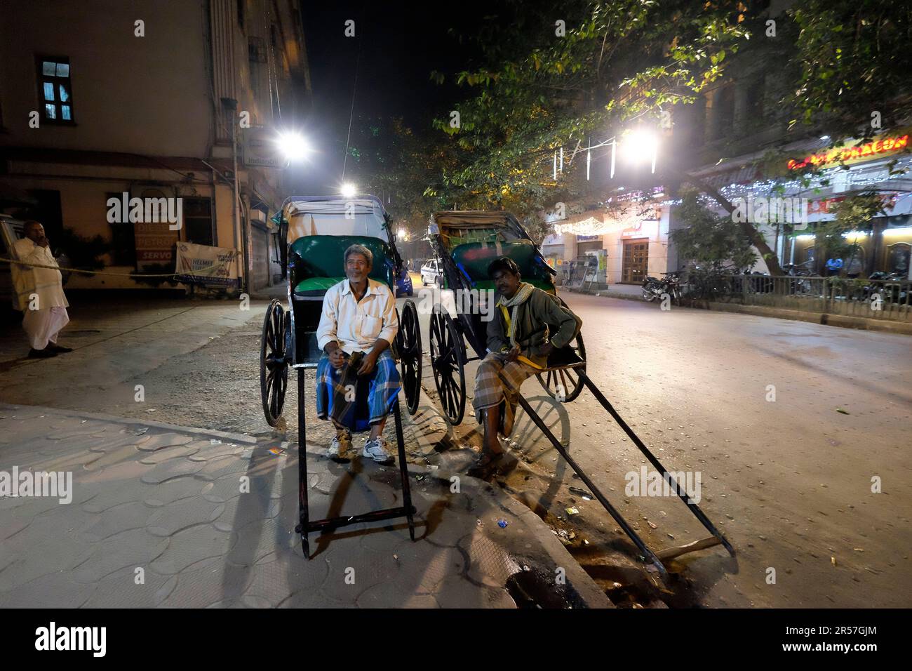 India. Kolkata. rickshaw Stock Photo - Alamy
