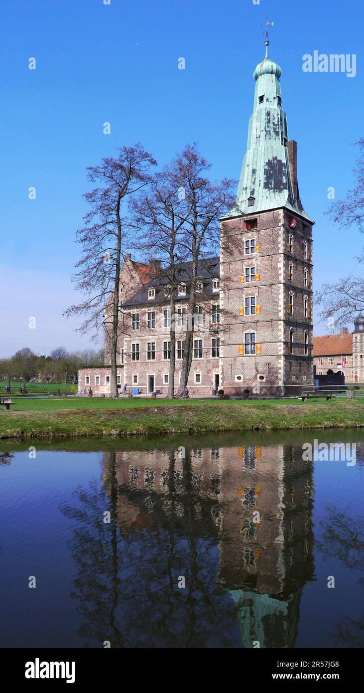 German countryside castle hi-res stock photography and images - Alamy