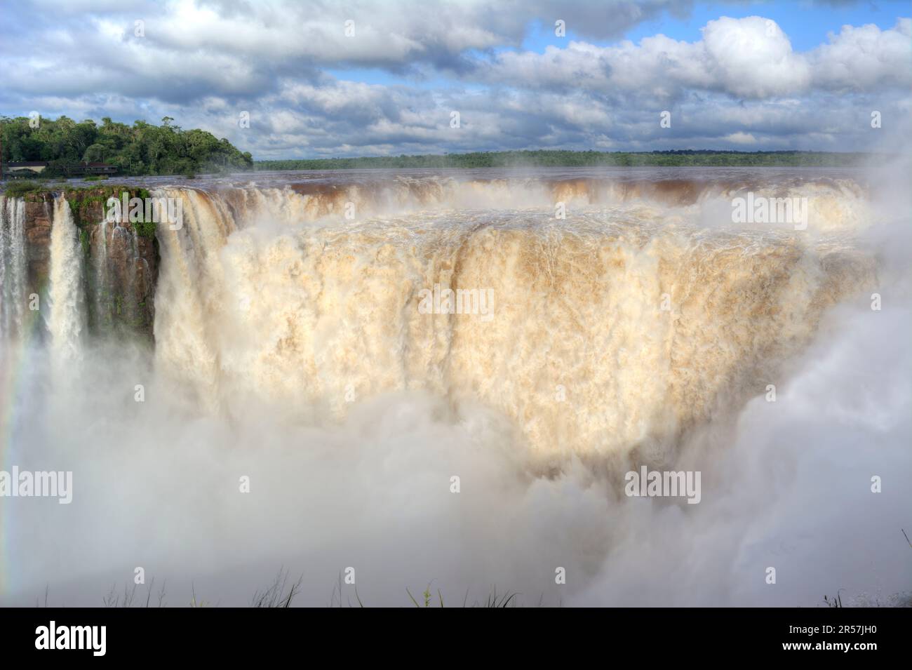 Lookout Devil's Throat of Iguazu Falls on the border of Argentina and ...
