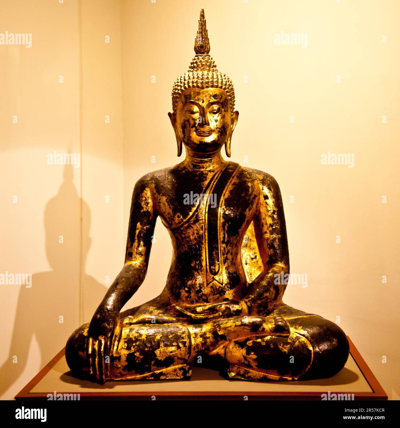 Buddha figure statue hi-res stock photography and images - Alamy