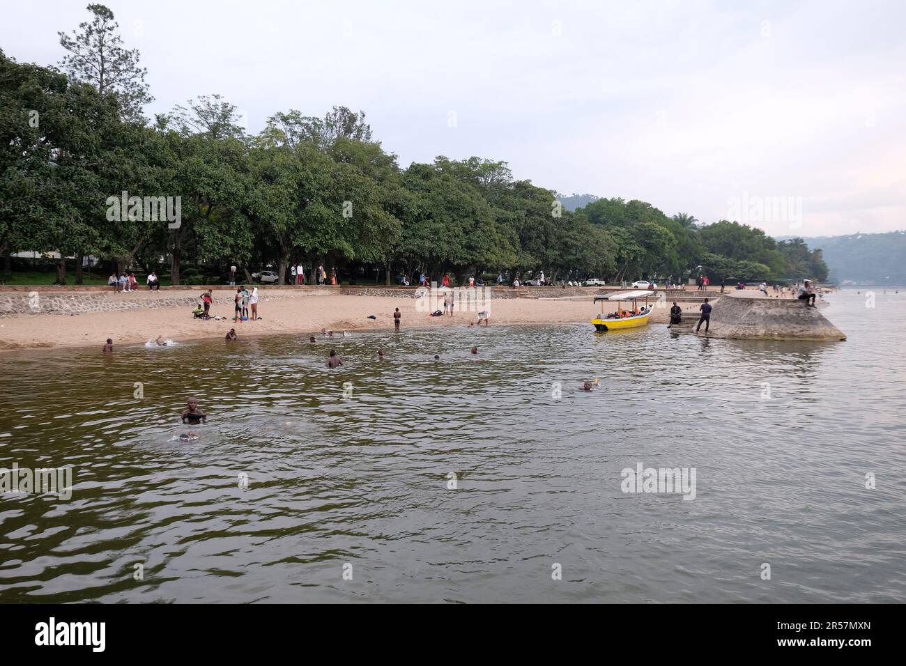 Rwanda. Gisenyi. Kivu lake. daily life Stock Photo - Alamy