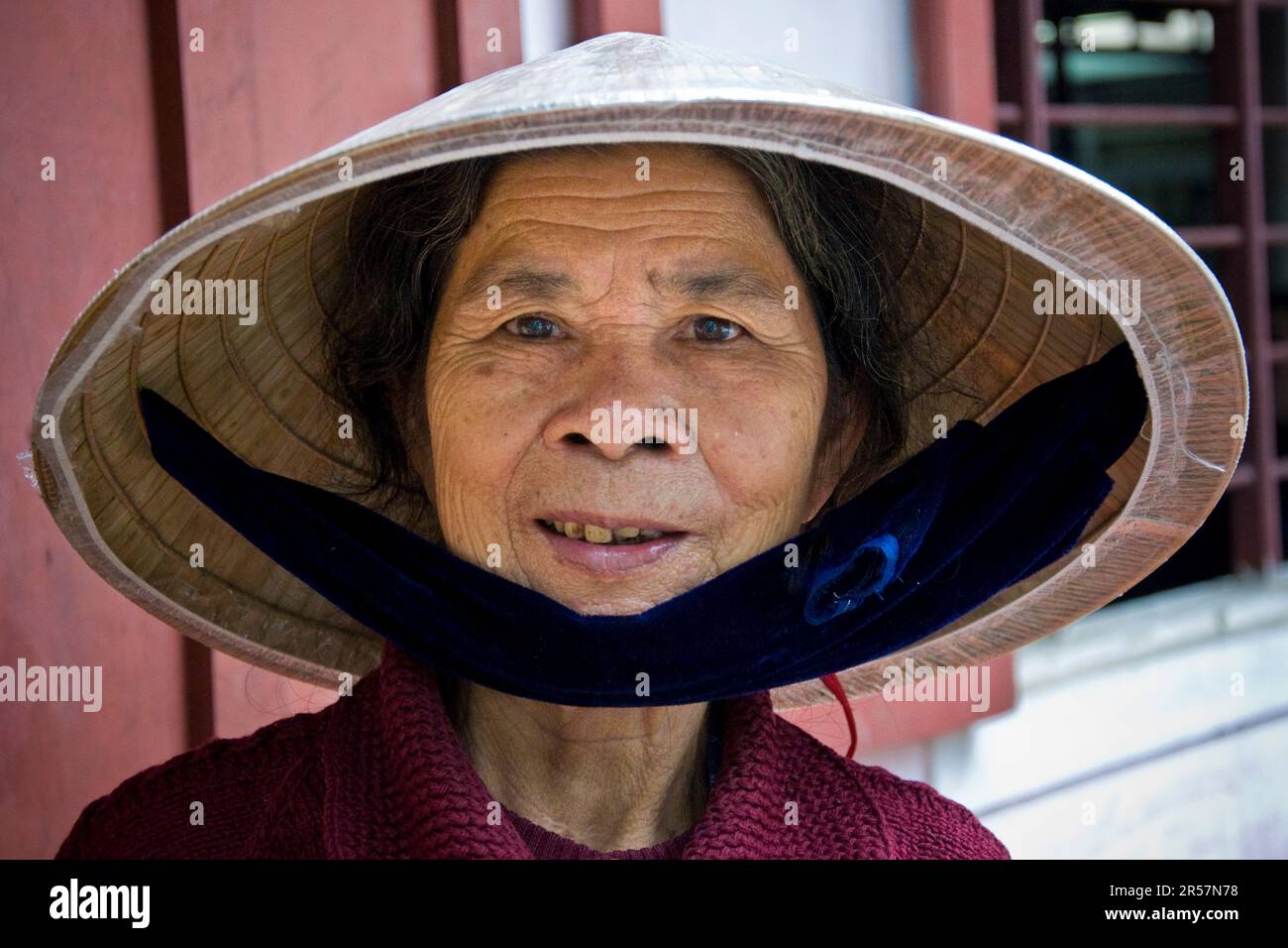 Portrait orient hi-res stock photography and images - Alamy