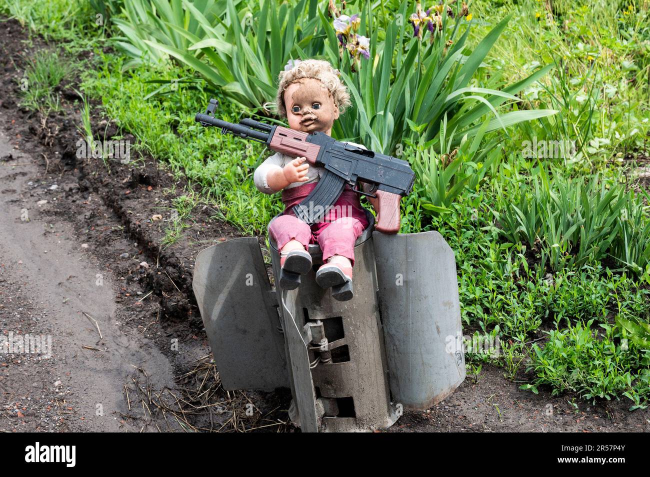 Toy ak 47 rifle hi-res stock photography and images - Alamy