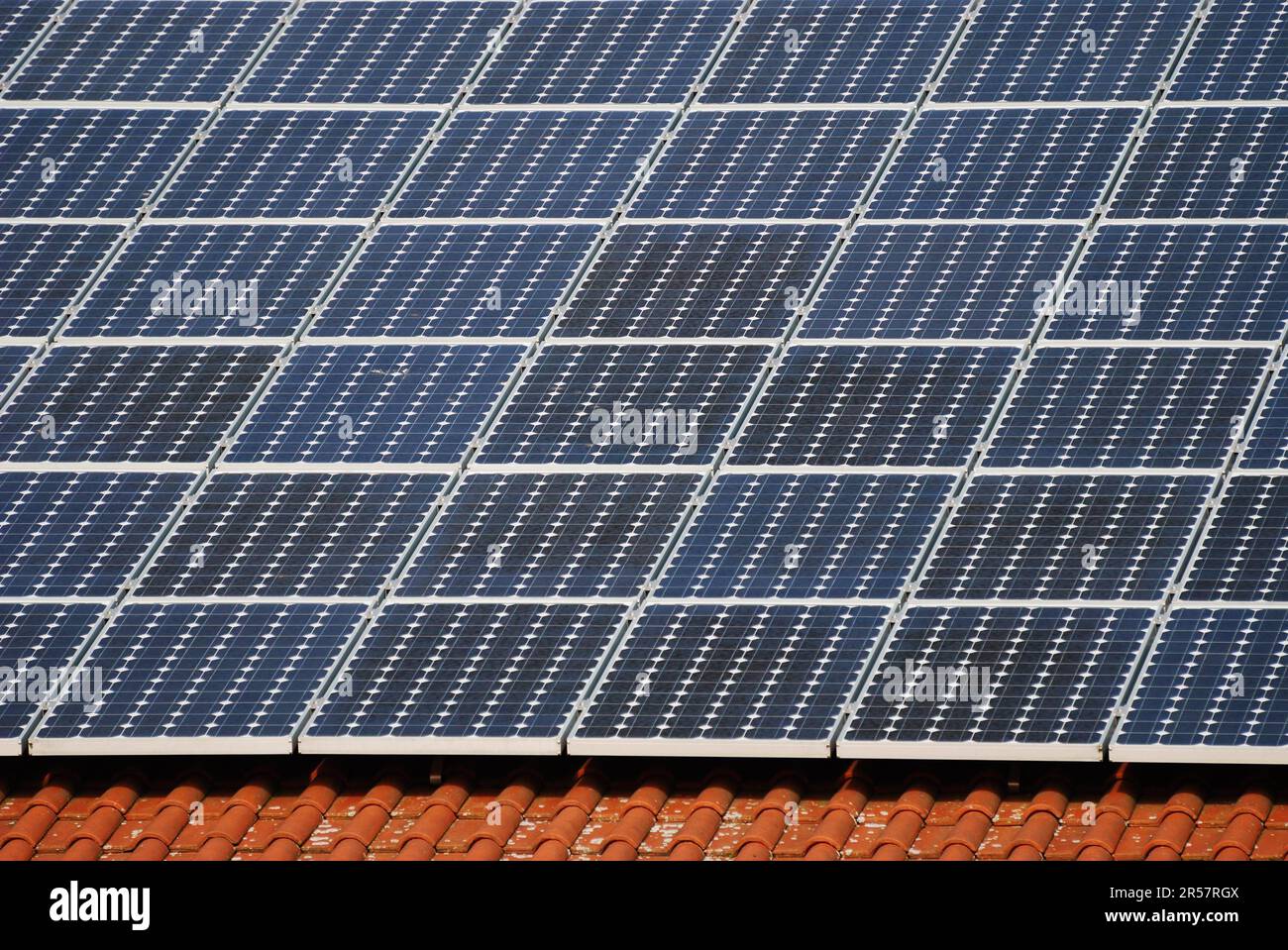 Background of solar panels on a roof Stock Photo - Alamy