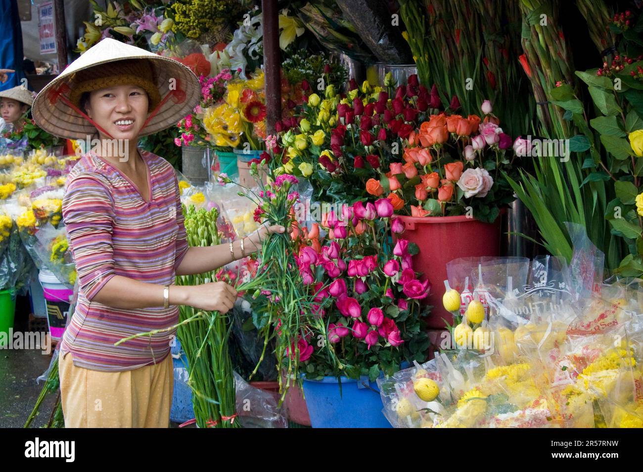 East asian flower hi-res stock photography and images - Alamy