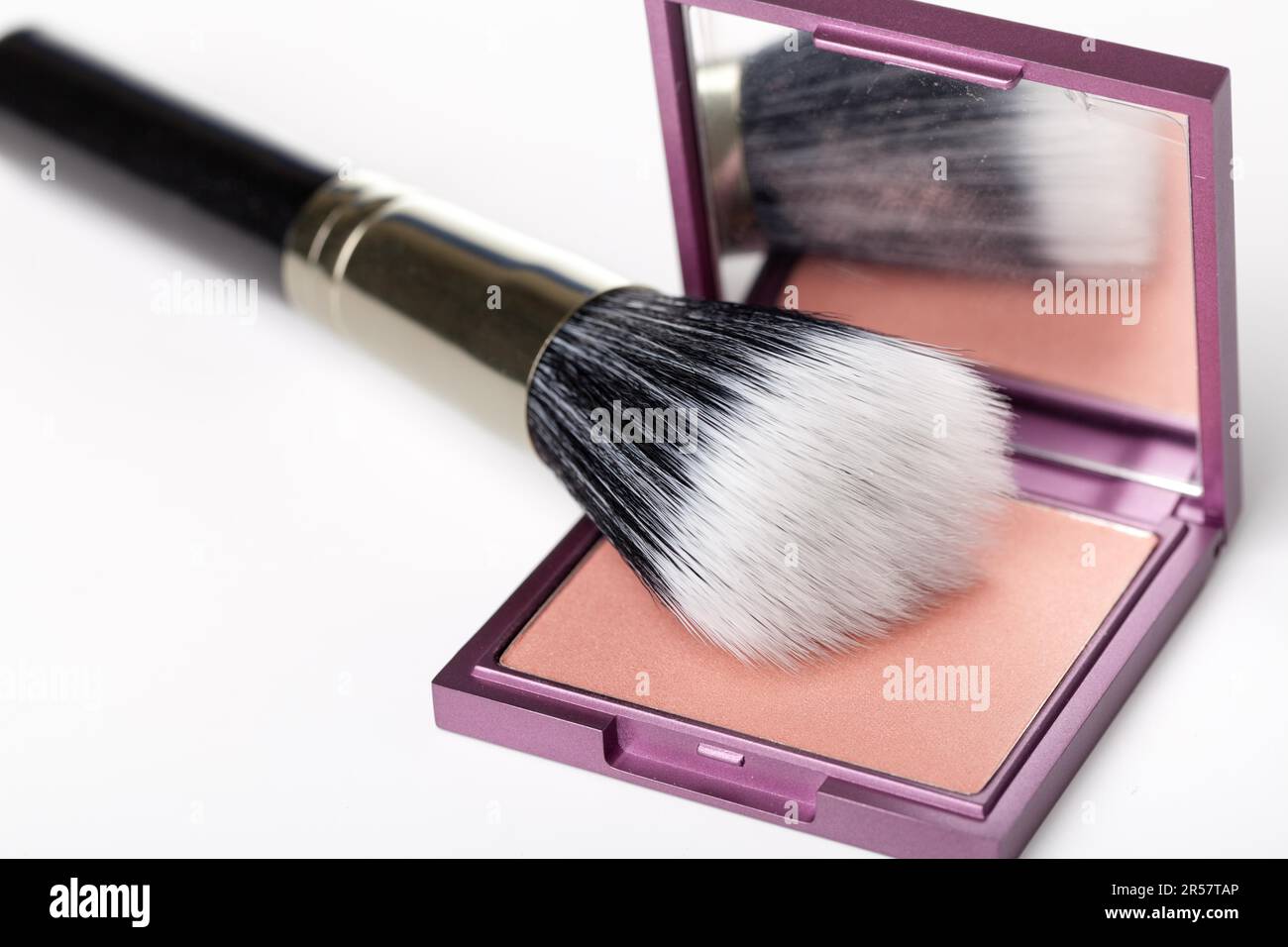 powder and brush on white background Stock Photo - Alamy