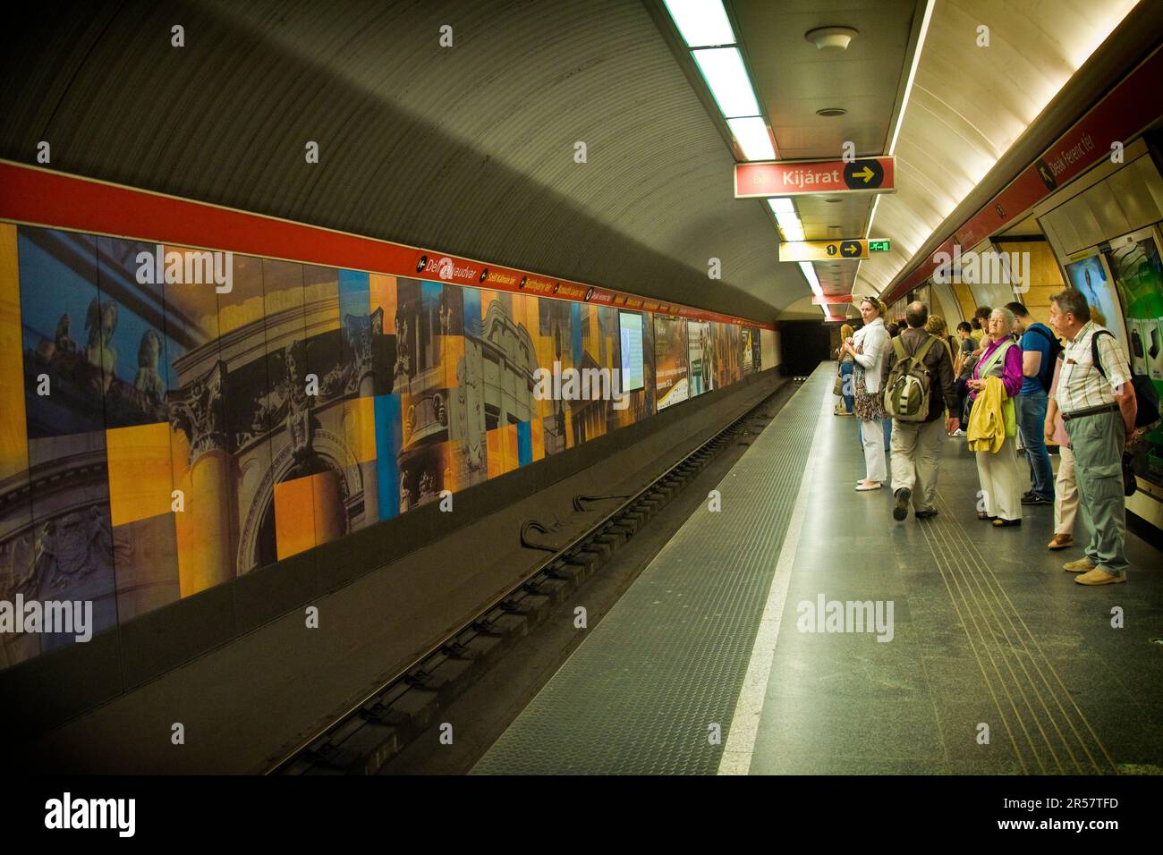 Subway hungary hi-res stock photography and images - Alamy