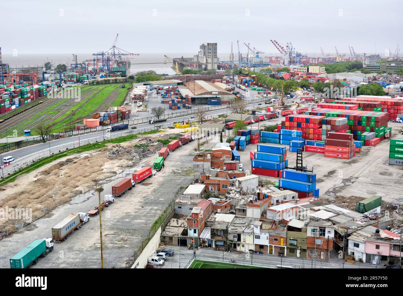 Panoramic aerial view of the most criminal area in Buenos Aires - La ...