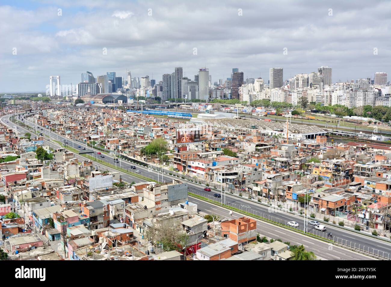 Panoramic aerial view of the most criminal area in Buenos Aires - La ...