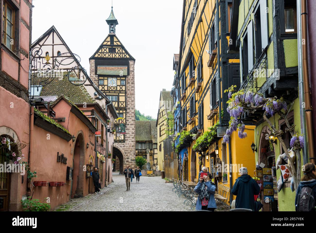 Medieval colourful half-timbered houses, Riquewihr, Grand Est, Haut ...
