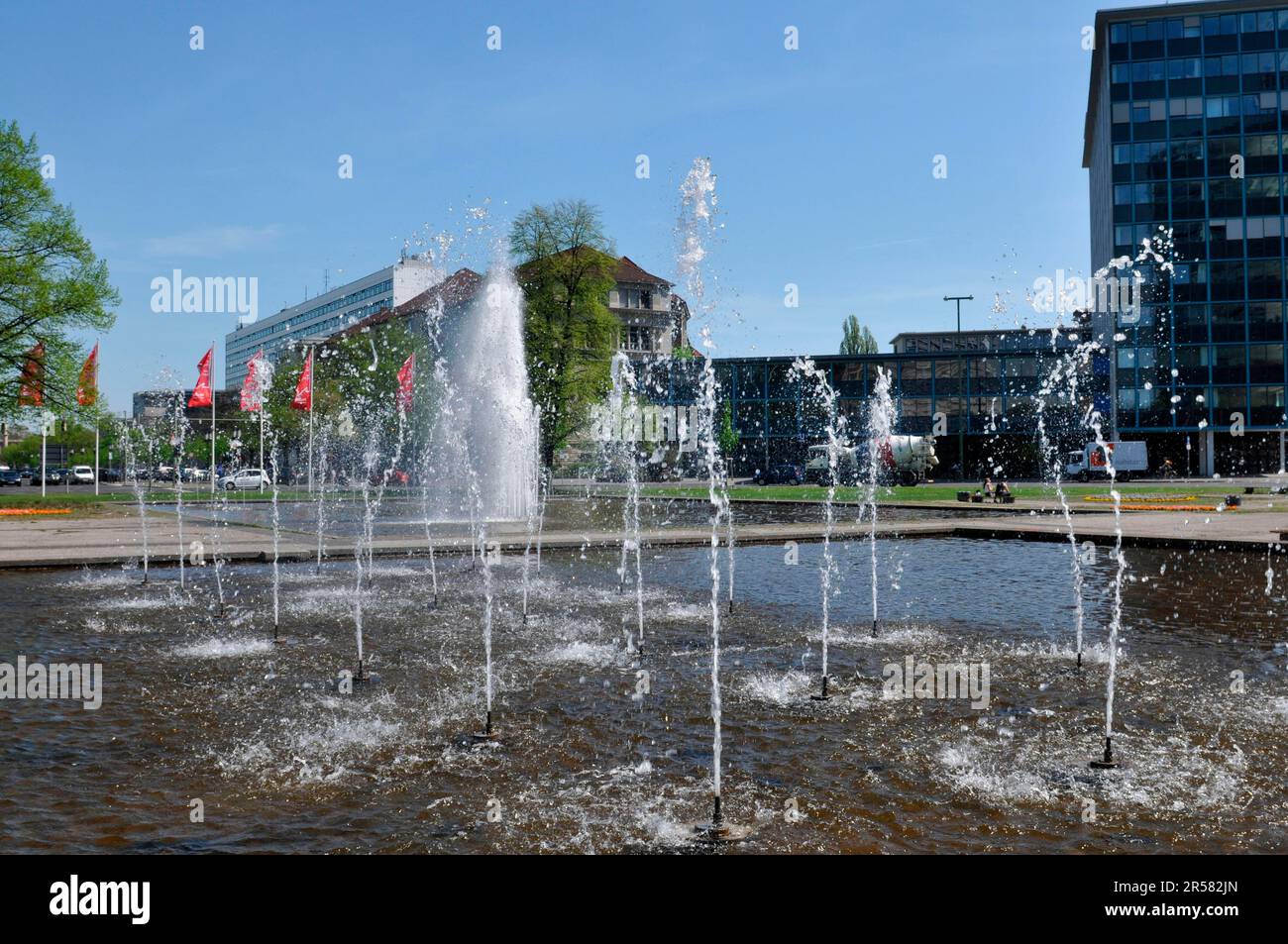 Fountain, Ernst-Reuter-Platz, Charlottenburg, Berlin, Germany Stock ...