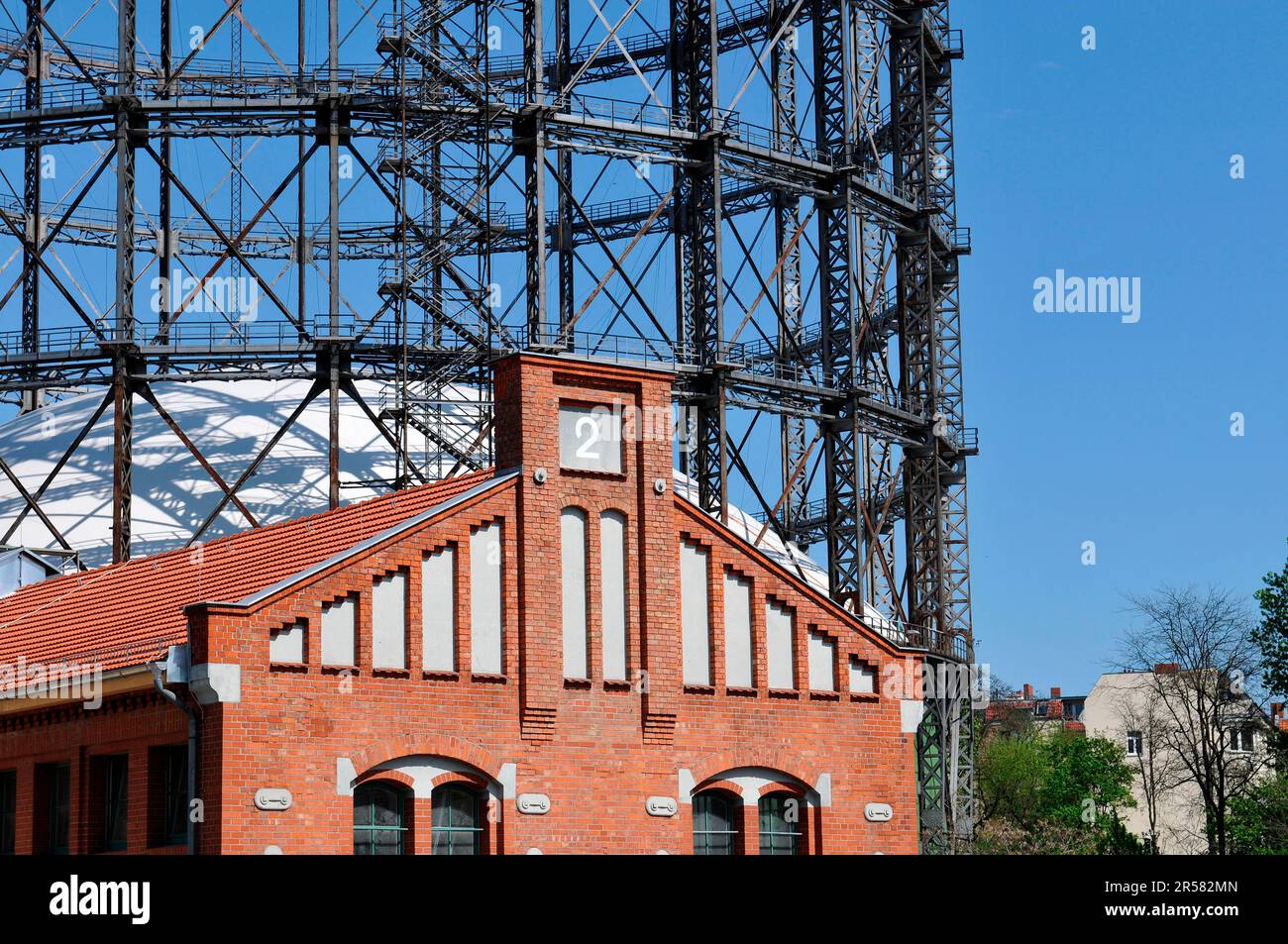 Clinker architecture hi-res stock photography and images - Alamy