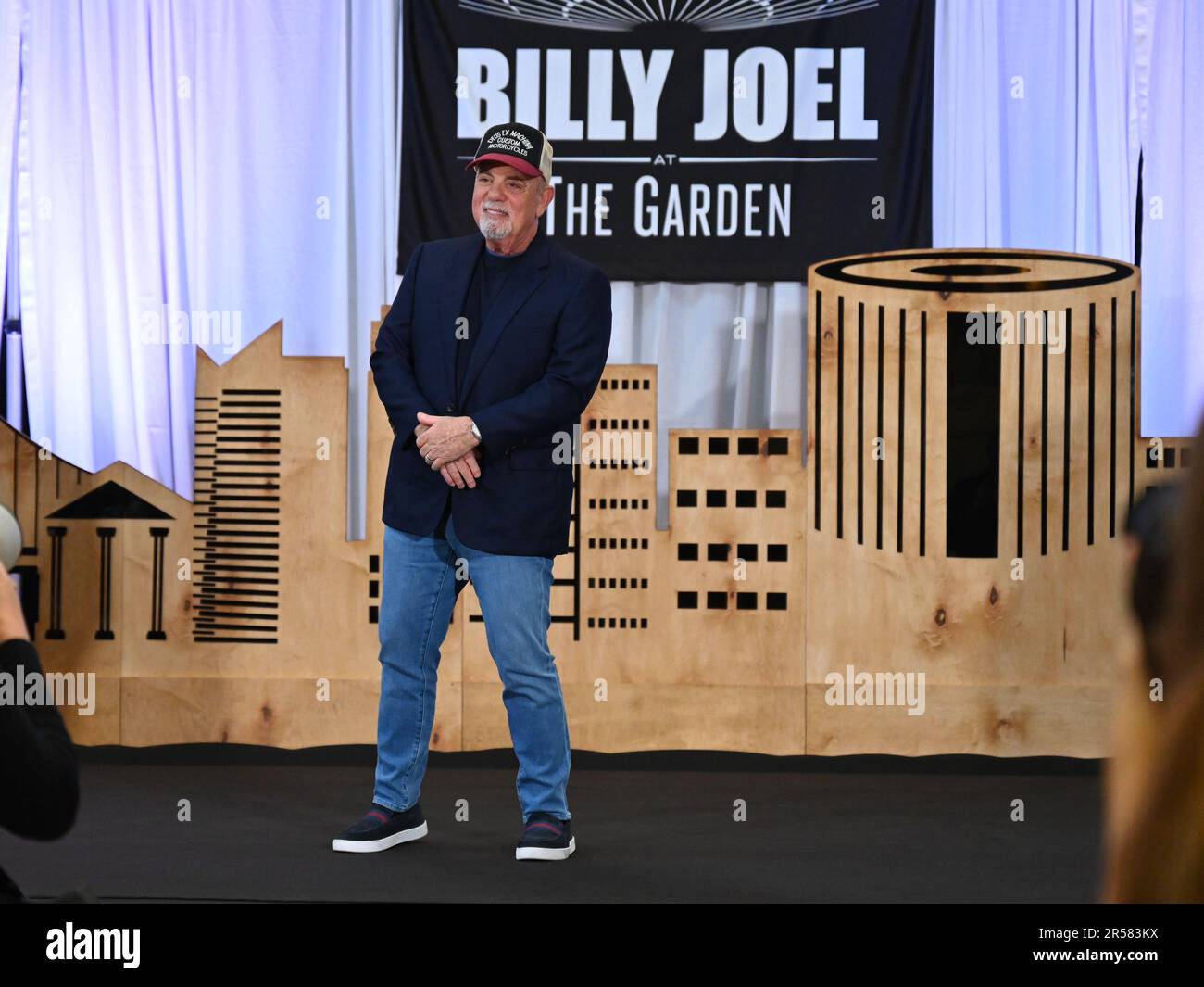 Billy Joel makes an announcement regarding his record-breaking ...