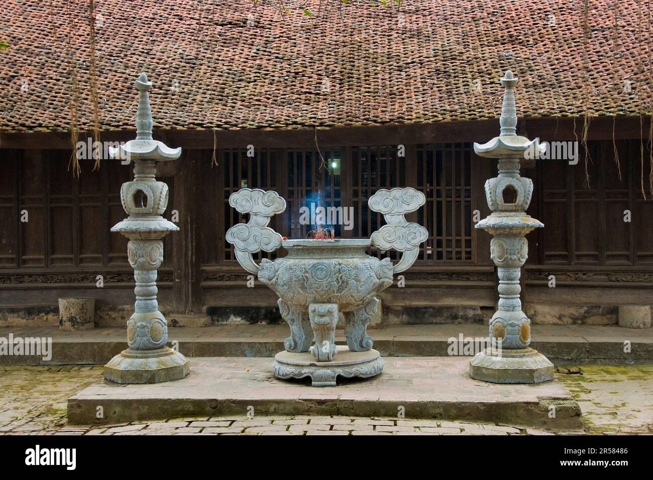 Surroundin of hanoi hi-res stock photography and images - Alamy