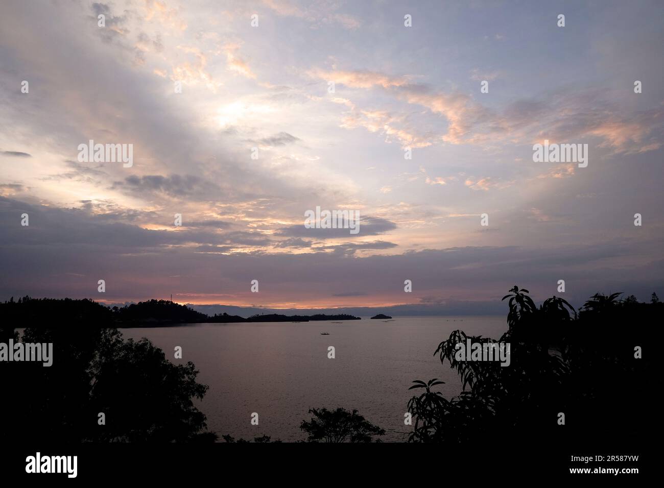 Rwanda. Kibuye. Kivu lake Stock Photo - Alamy