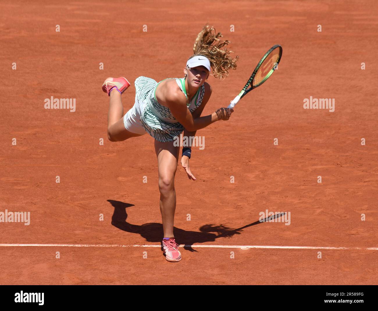 Mirra andreeva hi-res stock photography and images - Alamy