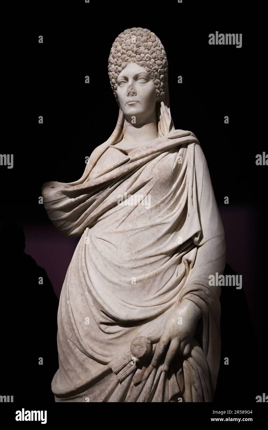 Statue in Istanbul Archaeological Museums, Istanbul City, Turkey Stock ...